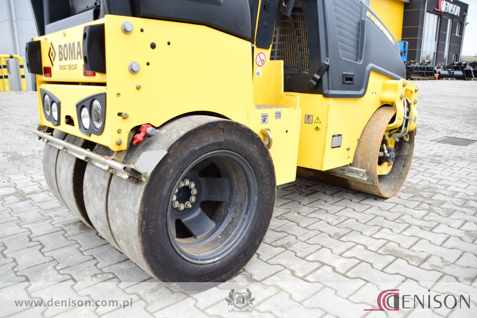 BOMAG BW100 ACM-5 – Sprzedaż maszyn budowlanych JCB