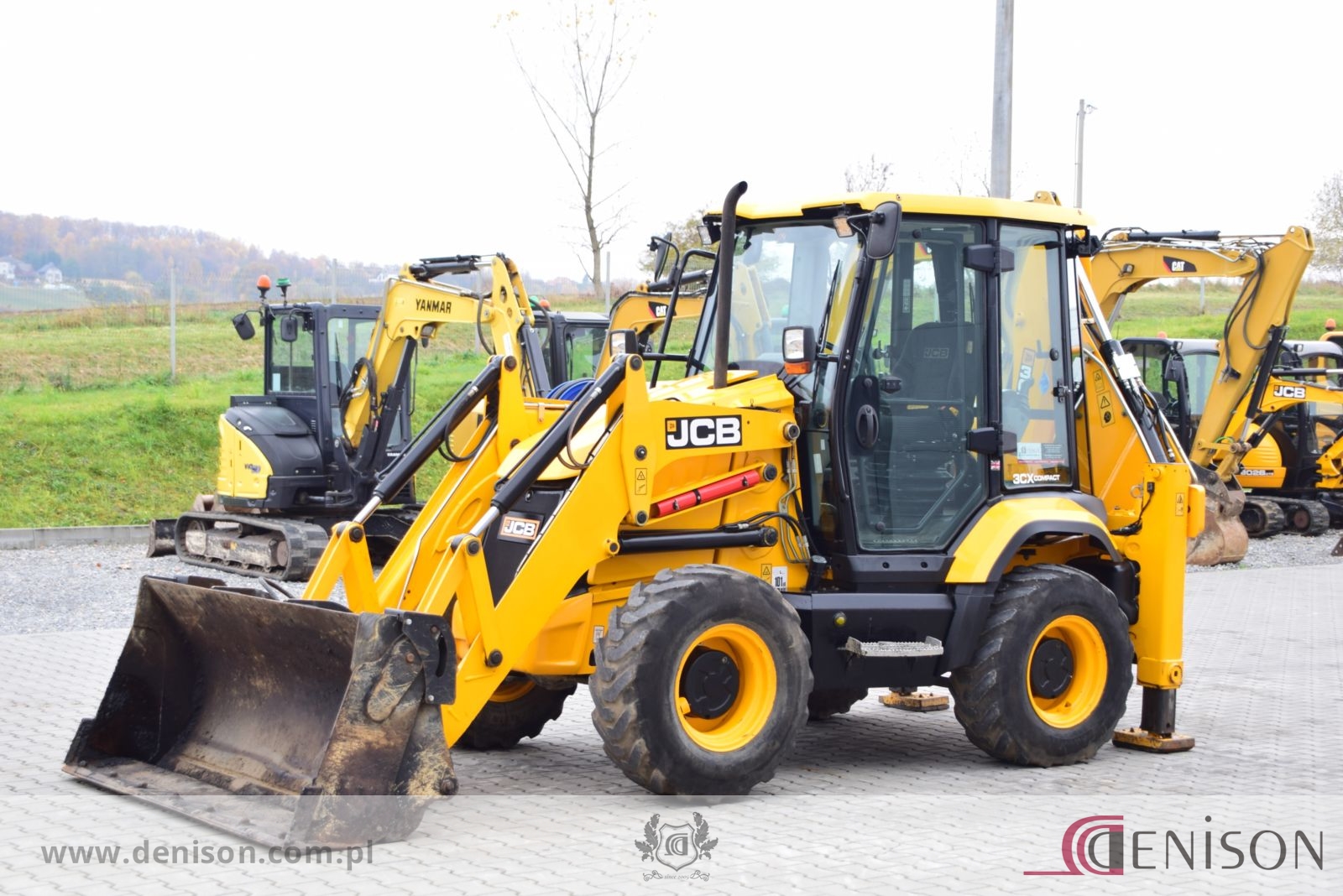 JCB 3CX COMPACT – Sprzedaż maszyn budowlanych JCB